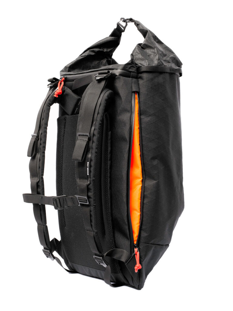 SLASH | Ultralight waterresistant backpack | Braasi Industry